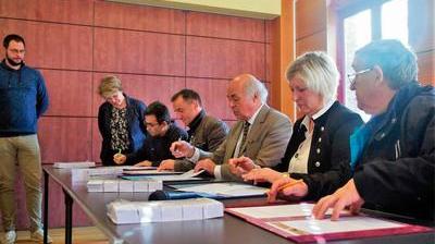 À Pont-Audemer, une charte a été signée pour établir les grands ...