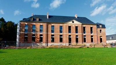 En réhabilitation, le château de Clieu à Derchigny-Graincourt mise ...